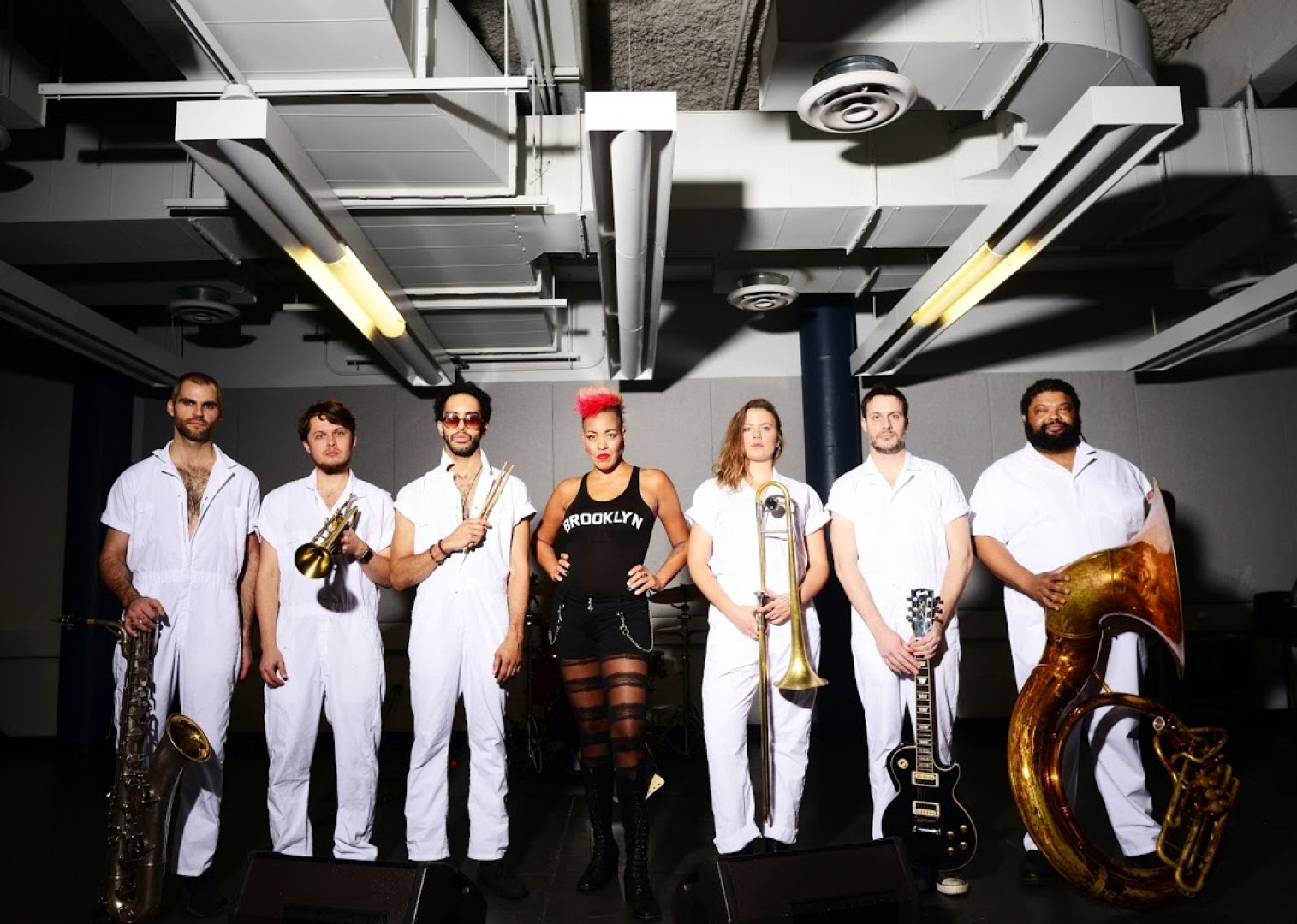 Brass Against забива парчета на Rage Against the Machine в Пловдив ...