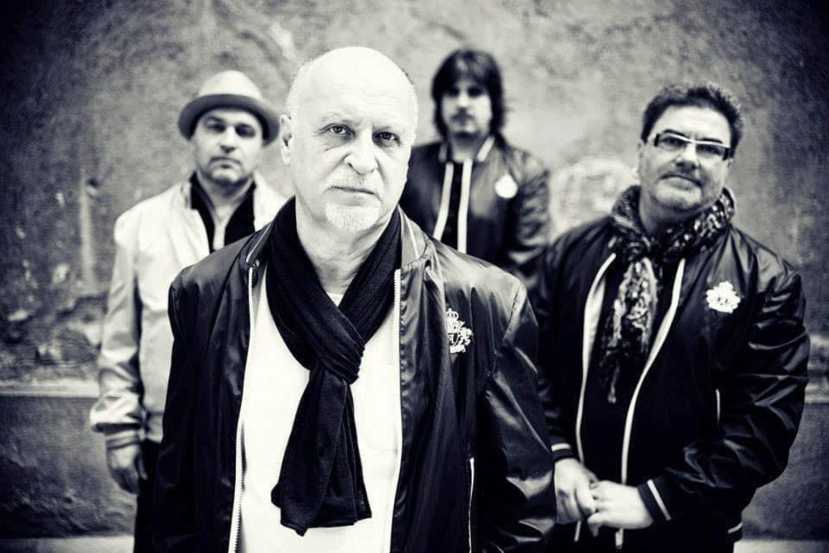 Концерт на обичаната група „Сигнал“ ще разтърси Летния театър на ...