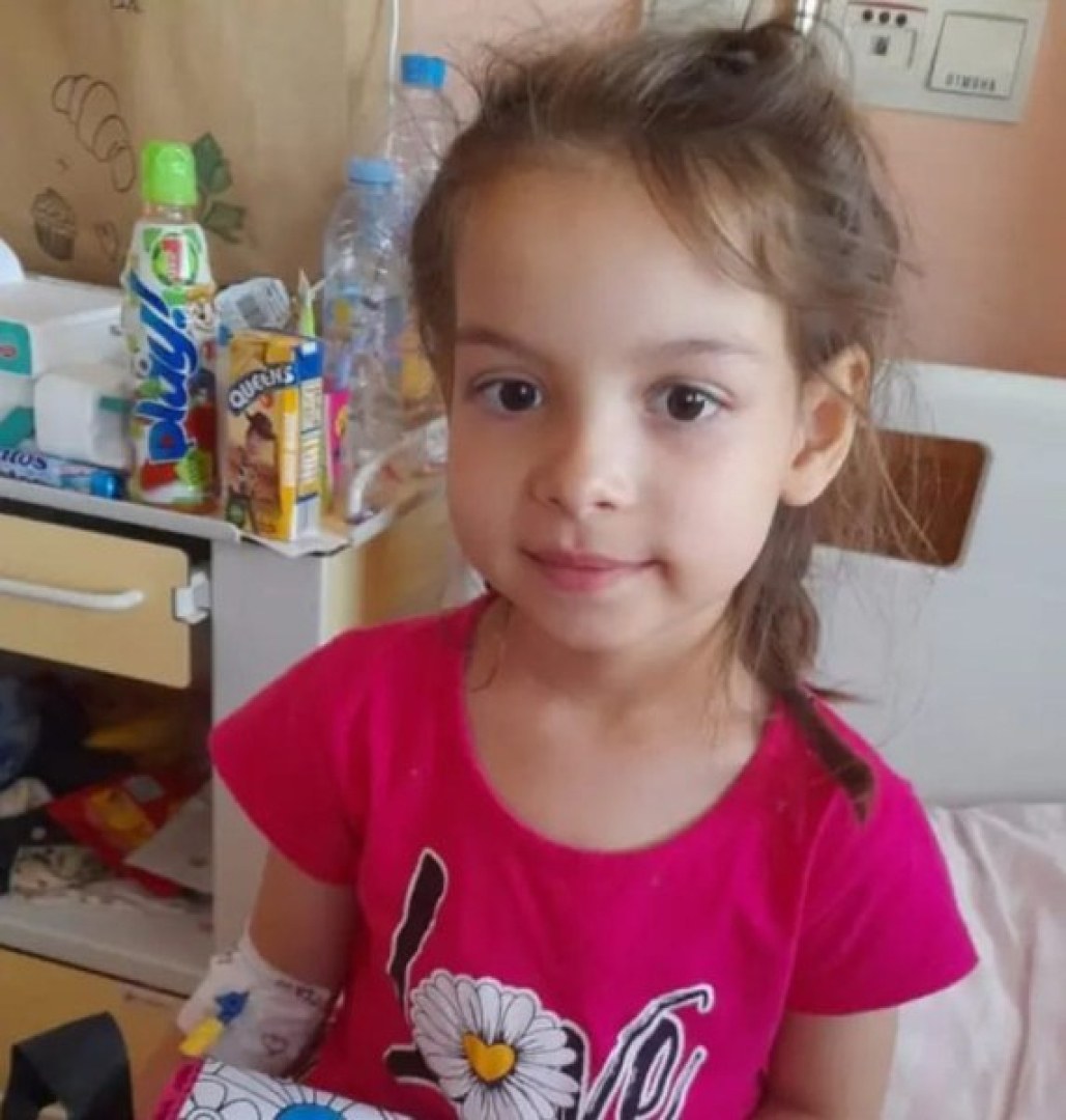 Да помогнем на малката Ана-Мария да живее - plovdivtime.bg